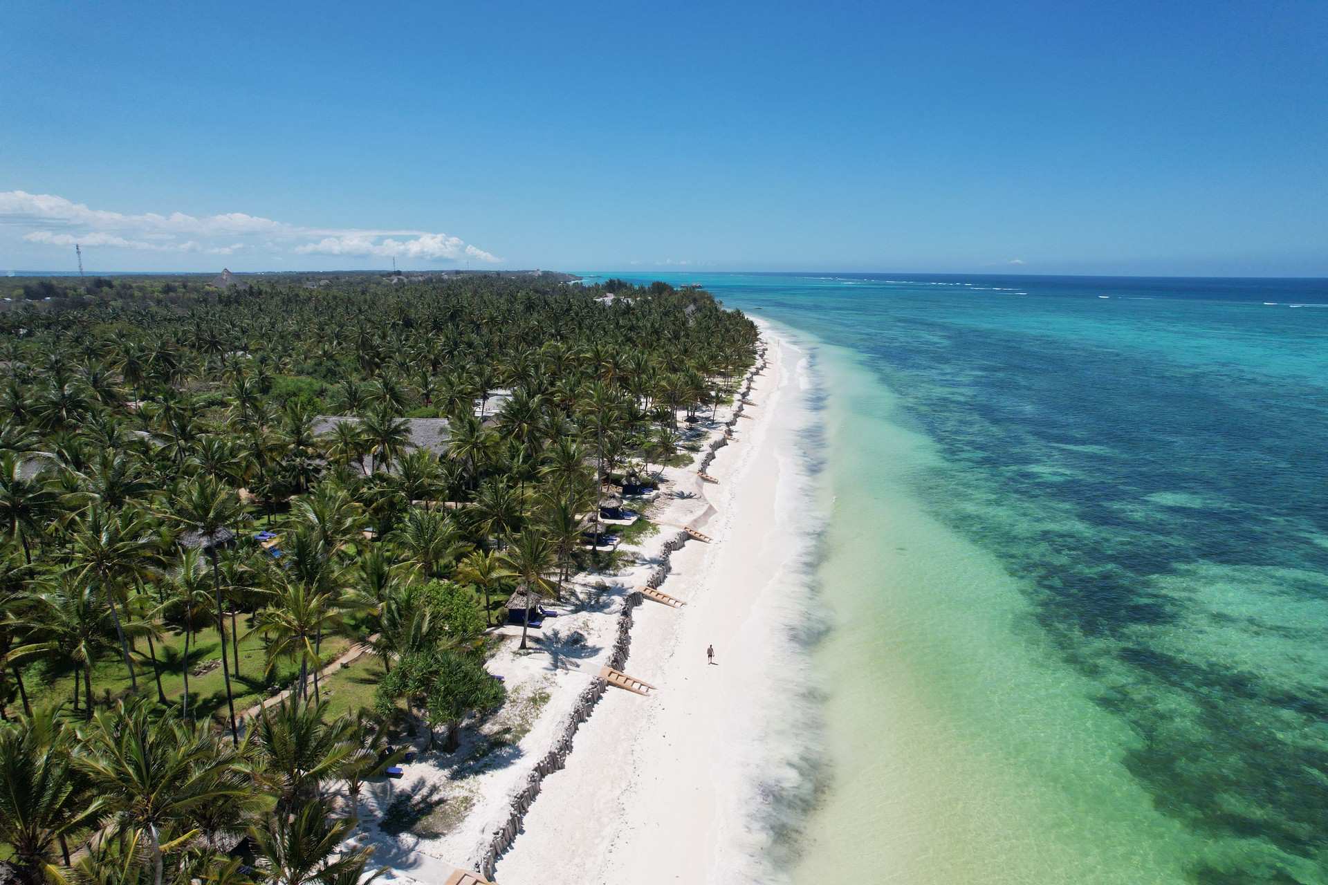 Arriving into Zanzibar: Travel Story & Tips | djjsimpson